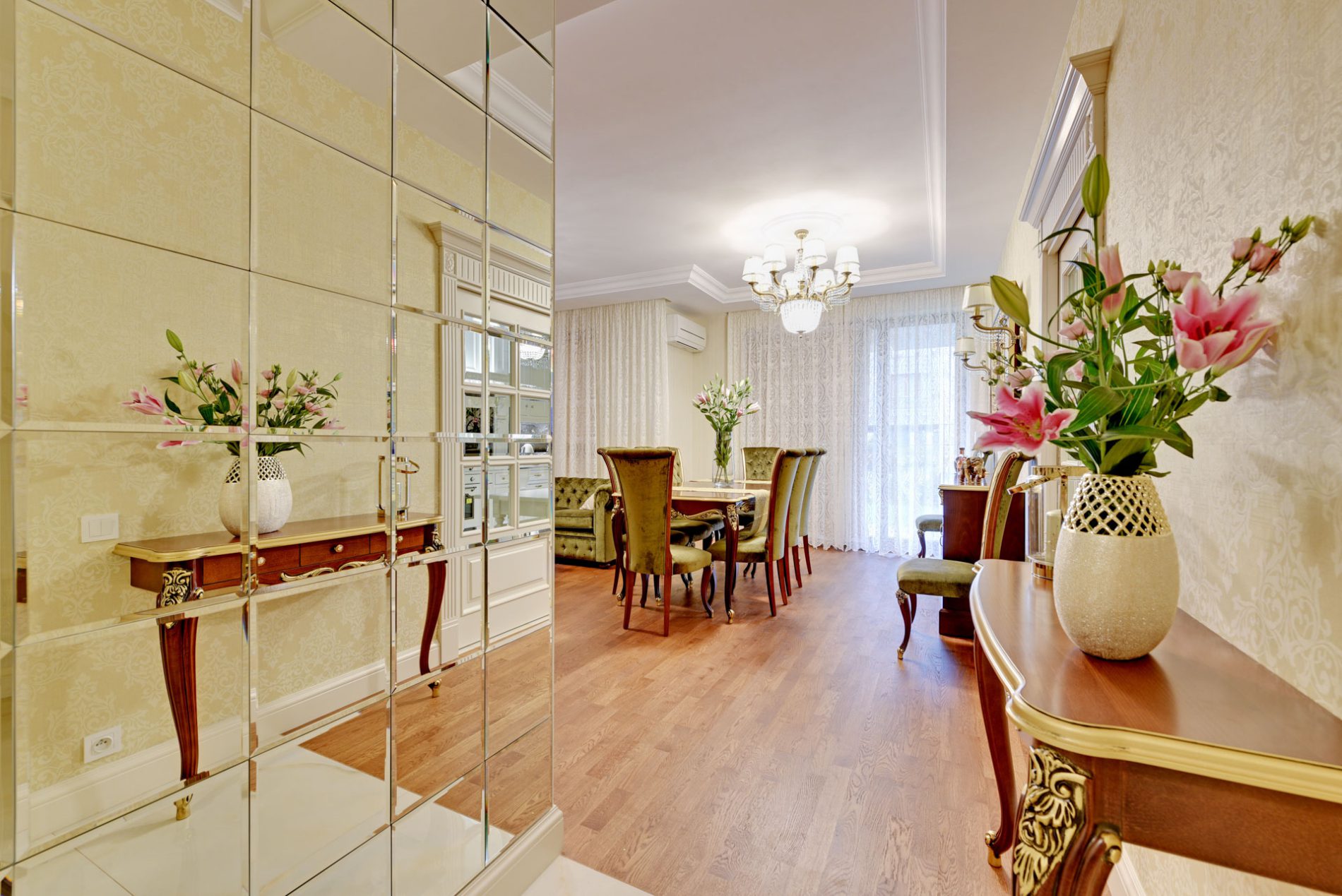 Pałac w mieście - REDNET Dom